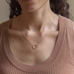 A+O Gifts for Mom, Mother Daughter Gift - Interlocking Circle Necklace in Rose Gold Vermeil