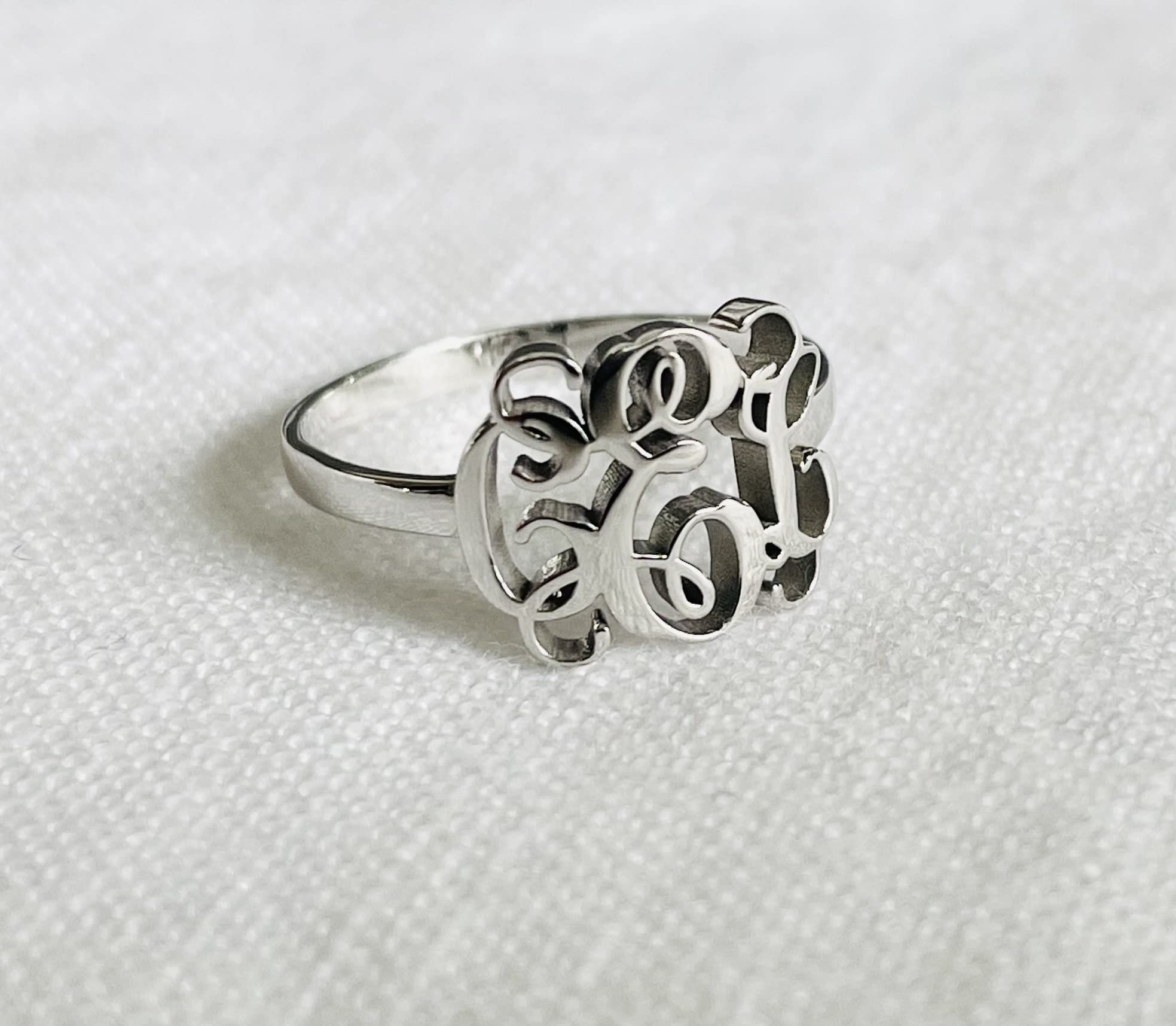 10KY Polished Monogram Ring