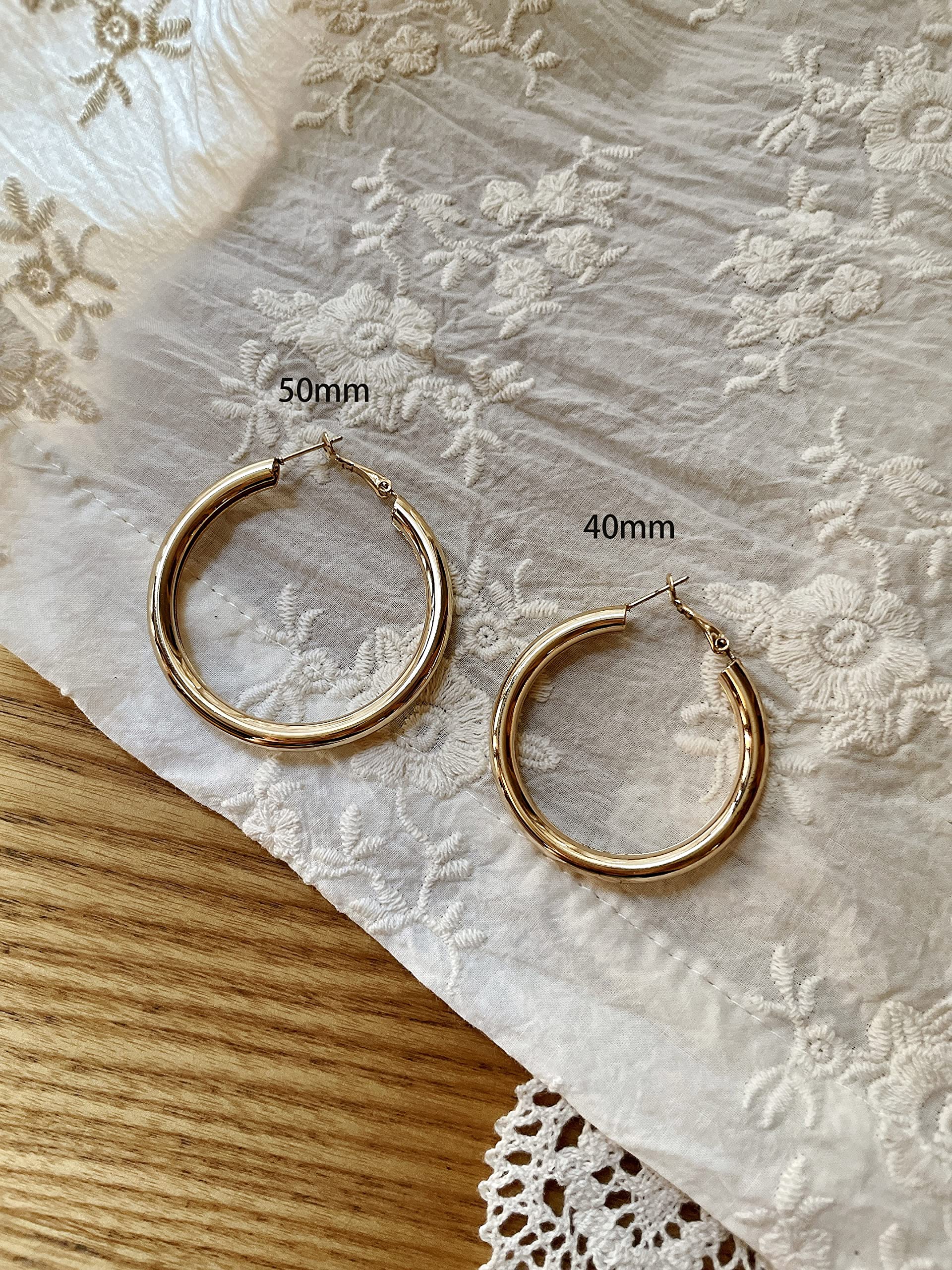 Doubnine Tube Hoop Earrings Lightweight Large Earrings Women Fashion Jewelry (chunky golden)