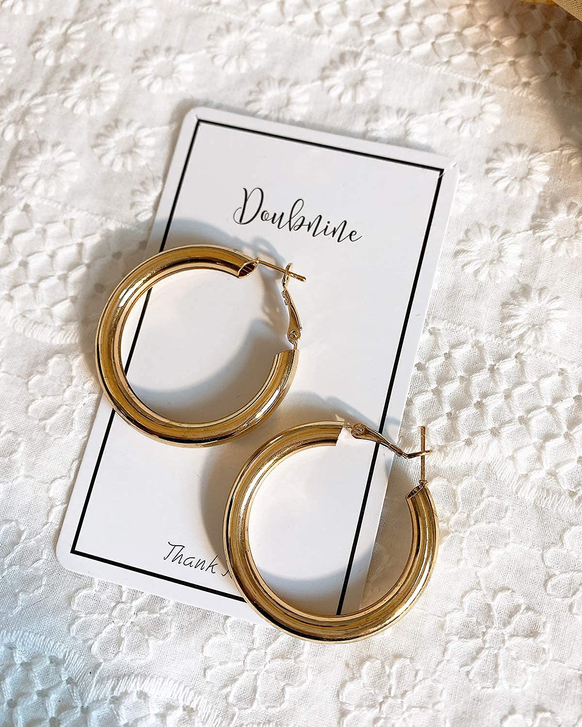 Doubnine Tube Hoop Earrings Lightweight Large Earrings Women Fashion Jewelry (chunky golden)