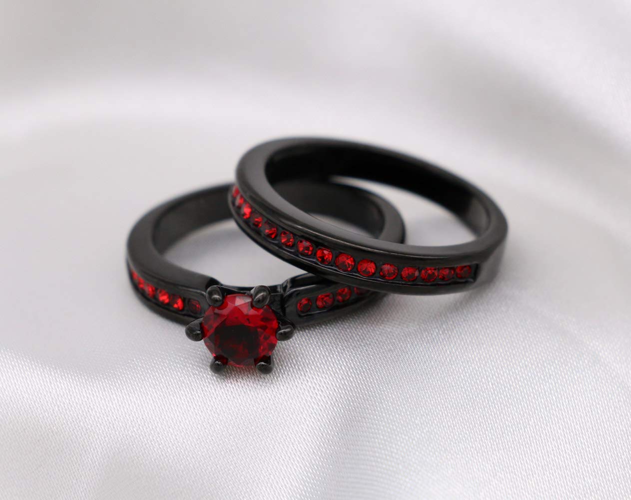 Bridal Sets Black Gold Plated Womens Wedding Ring Sets Red Cz Engagement Ring 2pcs Wedding Band