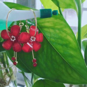 Romantic Crystal Acrylic Rose Flower Earrings Five Leaves Exaggerated Round Hoop long Tassel Earring for Women Jewelry (Red) (Red)