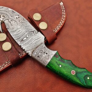 9.5" Hand Forged Damascus Steel Gut Hook Skinning Knife, Green Wood Scale with Damascus Bolster, Full Tang Blade Twist Pattern Drop Point Blade, Cow Hide Leather Sheath