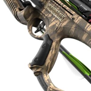 Barnett Whitetail Hunter Crossbow, with 4x32mm Multi-Reticle Scope, 2 Arrows, Lightweight Quiver, STR without Crank Device