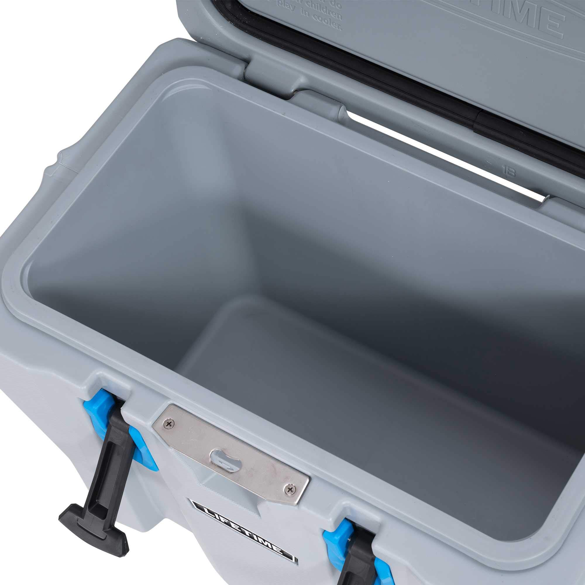 Lifetime High Performance Cooler (28-Quart)