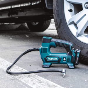 Makita MP100DWRX1 12V Max CXT Lithium-Ion Cordless Inflator Kit (2.0Ah)