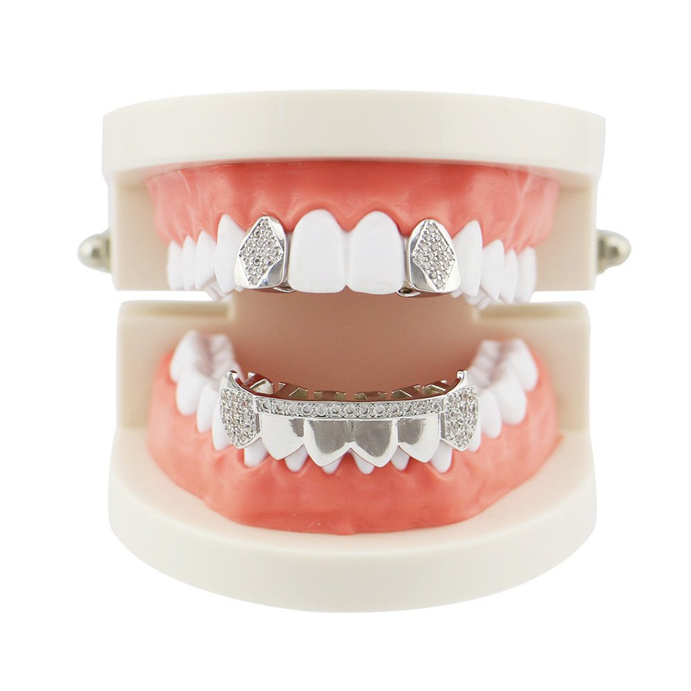 OOCC 18K Gold Plated Hip Hop Teeth Grillz Caps Iced Out CZ 2 pc Single Top 6 Bottom Vampire Fangs Grillz with Diamonds for Your Teeth (Silvery)