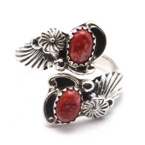 l7 trading adjustable ring featuring red spiney oyster