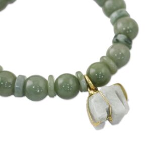 NOVICA Artisan Handmade Jade Beaded Stretch Bracelet in Thailand with Elephant Green Animal Themed [7 in Inner Circ. 10 mm W Pendant(s) 0.8 in L x 0.7 in W] ' Jade Elephant'