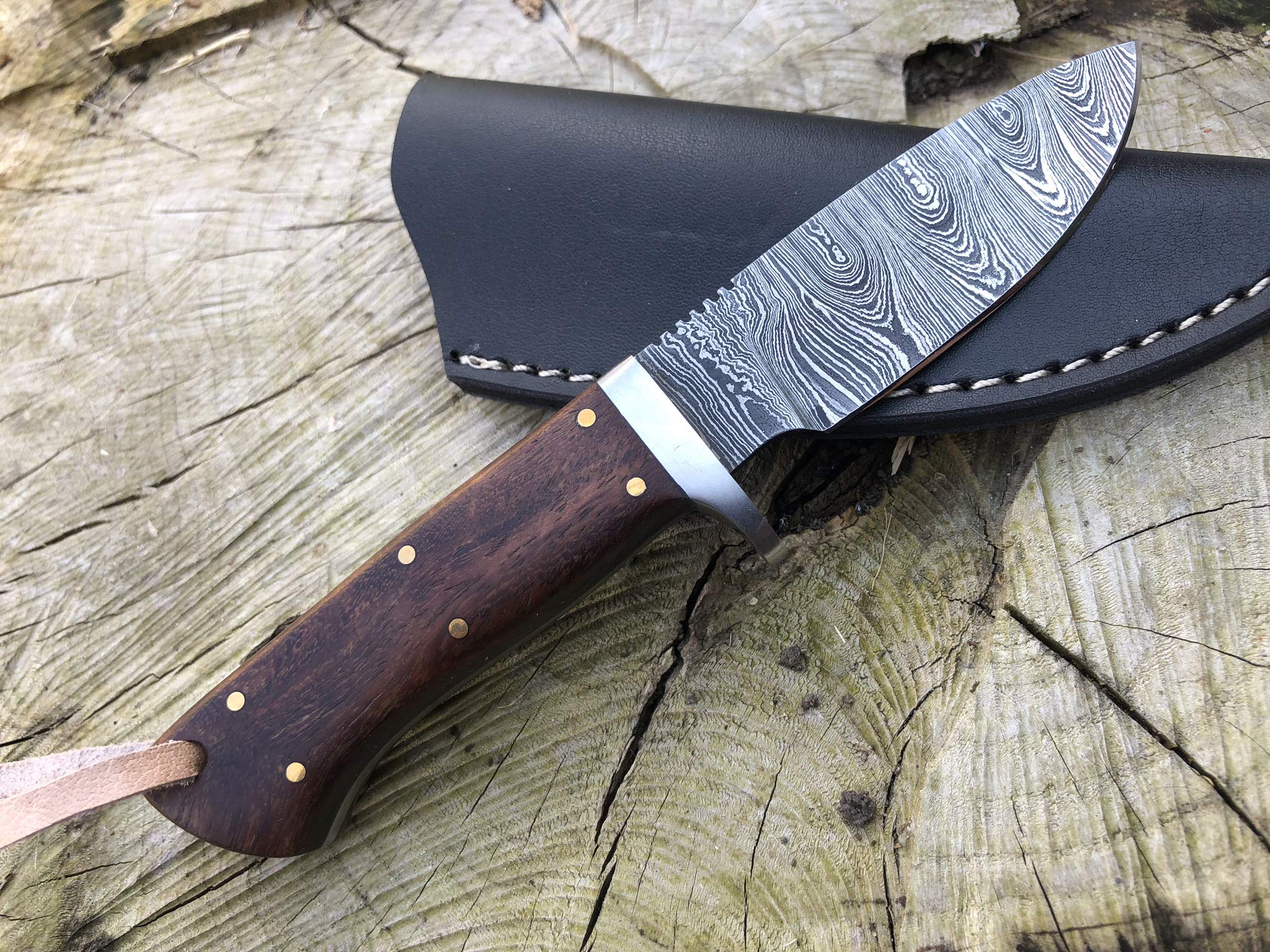 Perkin 6.5 Inches Damascus Steel Hunting Knife With Sheath SK300