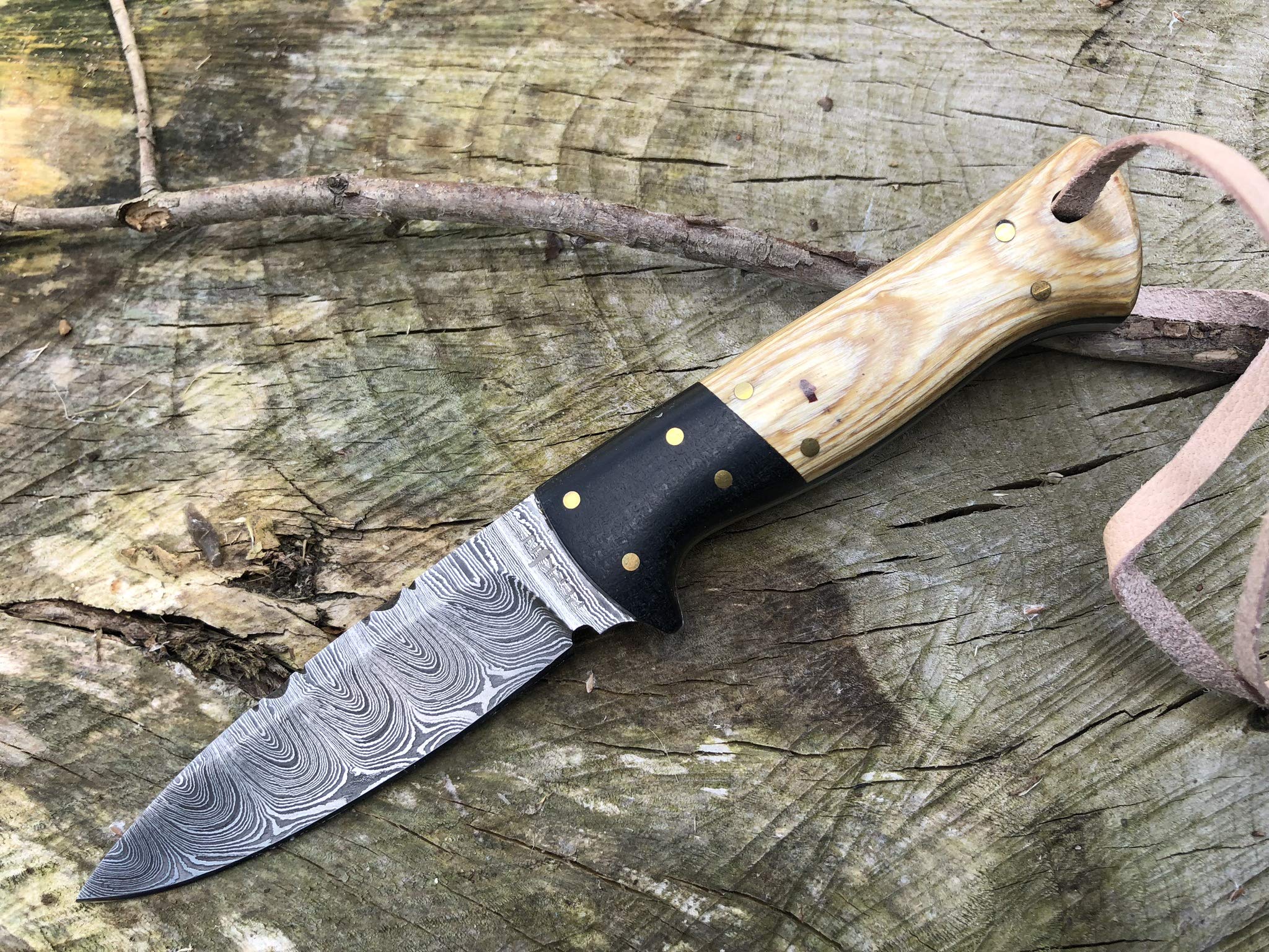 Perkin Damascus Steel Hunting Knife With Sheath Bushcraft Knife - SK1200