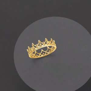 Ross-Simons 14kt Yellow Gold Royal Crown Ring. Size 9