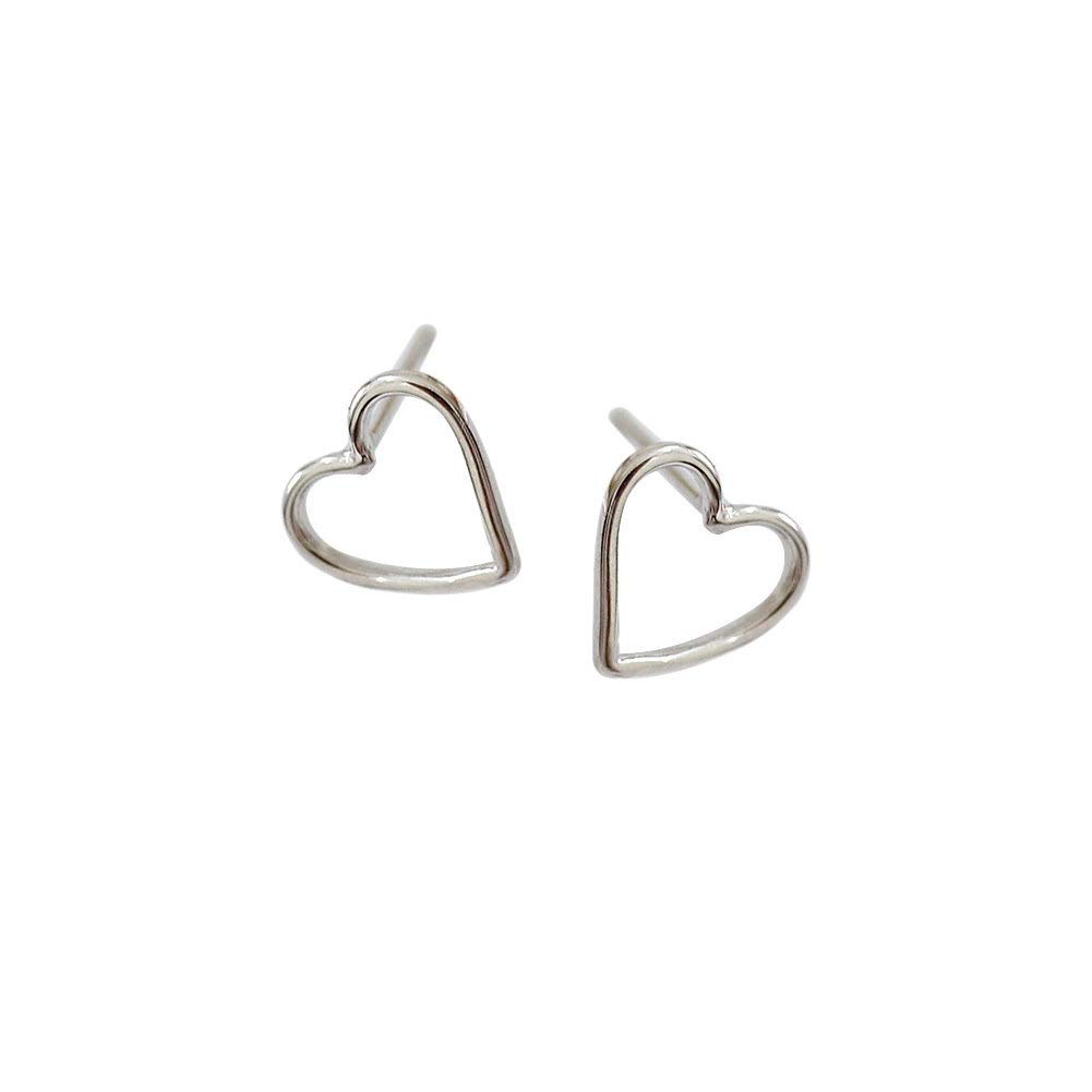 Hollow Heart Minimalist s925 Sterling Silver Stud Earrings for Women Cute Love Huggie Studs Fashion Simple Piercing Post Jewelry Hypoallergenic Gifts for Girlfriend Wife Mom Sensitive Ear