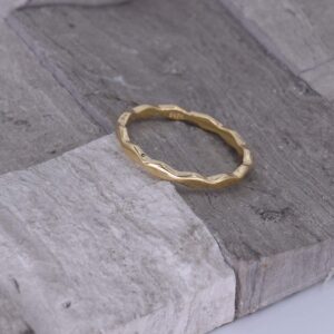 BLOSSOM & HUE Stackable Ring [18K Gold Dipped .925 Sterling Silver] Dainty Edgy Eternity Ring [Size 8] - Minimalist Milgrain Stacking Band [Hypoallergenic]