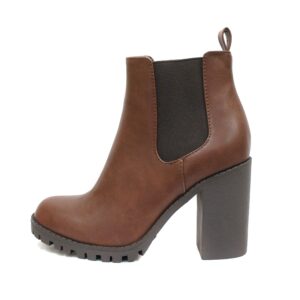 Soda Glove - Ankle Boot w/Lug Sole Elastic Gore and Chunky Heel (7.5, Brown (PU))