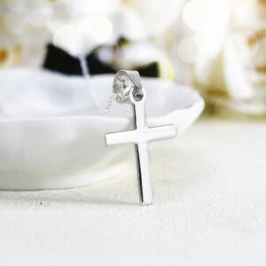 AeraVida Minimalist Christian Cross Pendant in .925 Sterling Silver | Unisex Cross Shaped Pendant | Religious Pendant | Fashion Jewelry