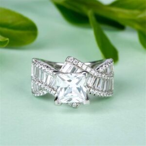 Jeulia 2 Carat Princess Cut Engagement Rings Women Sterling Silver White Diamond Bypass Ring Cubic Zirconia Twisted Wedding Bridal Ring Set Anniversary Promise Ring with Jewelry Box (8)