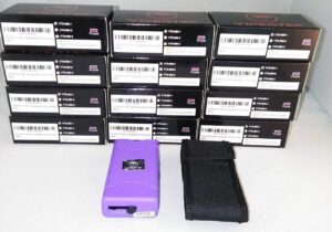 (12) stun gun (+ bonus 12 cases) - wholesale lot