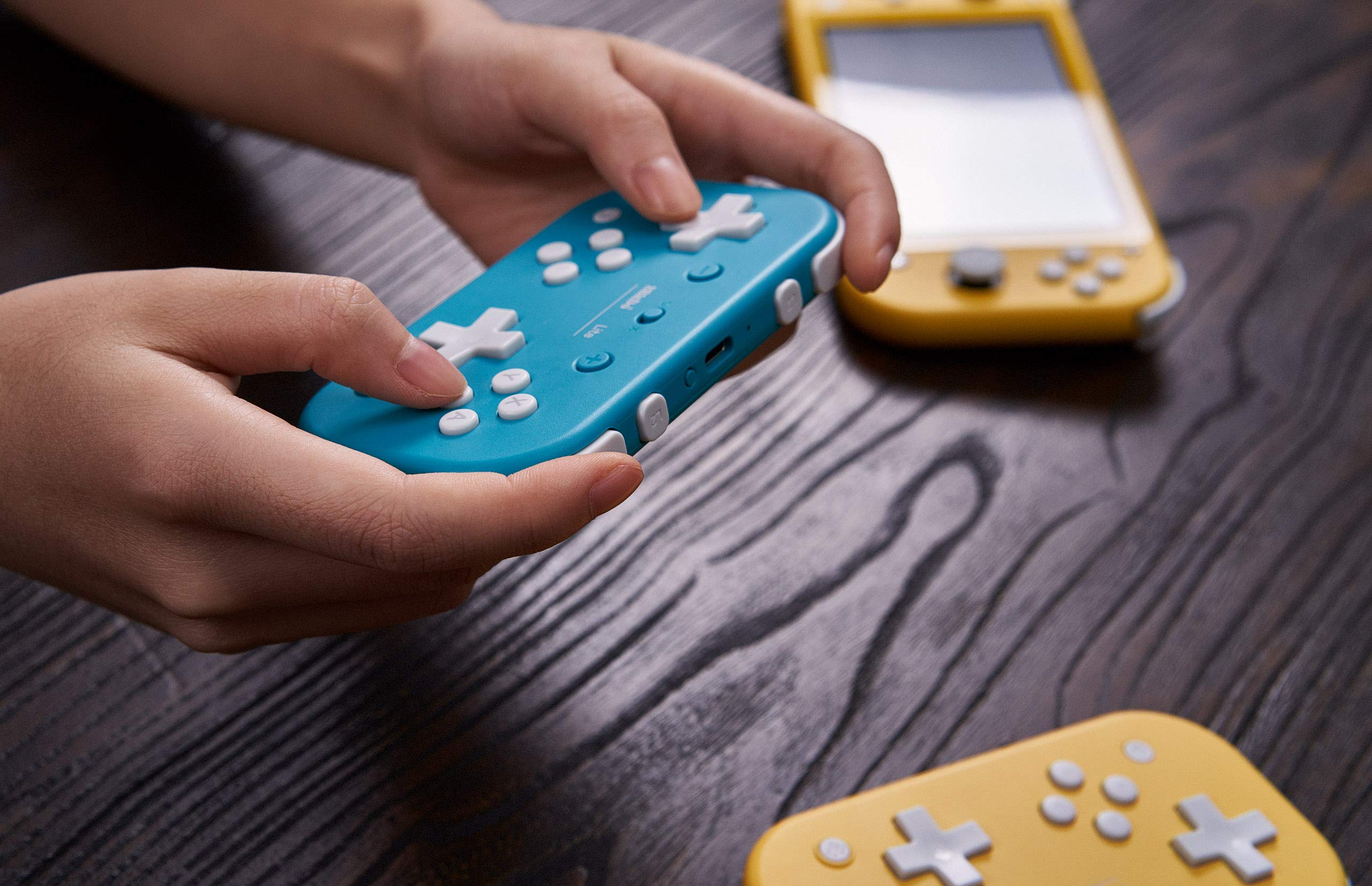 8Bitdo Lite Bluetooth Gamepad for Switch Lite, Switch & Windows (Turquoise Edition)