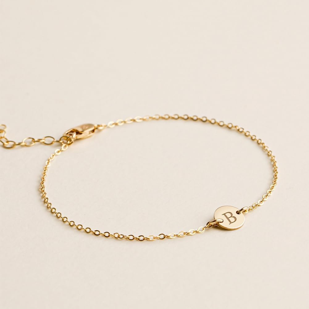 18K Gold Plated Stainless Steel Initial Bracelet Personalized Letter J Charm Bracelet Small Dainty Disc Monogram Name Bracelet for Women