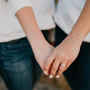 A+O Sister Bracelet Gift- Interlocking Circle Bracelet in Rose Gold Vermeil