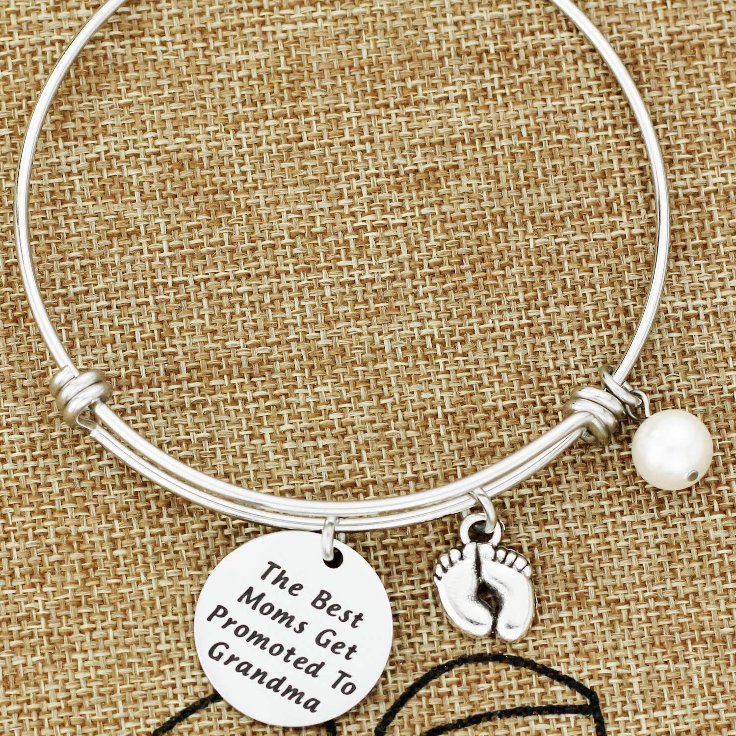 New Grandma Gifts Bracelet The Best Moms Get Promoted to Grandma to Be Jewelry