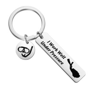 chooro scuba diving gift scuba diver gift i work well under pressure keychain extreme sports jewelry great gift for divers (i work well k)