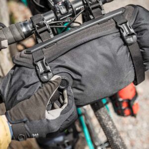 Topeak Frontloader 8 Litre Bag for Handlebars, Sports and Outdoor, Black, 50 x 15 x 15 cm / 19.7 x 5.9 inches x 5.9 inches