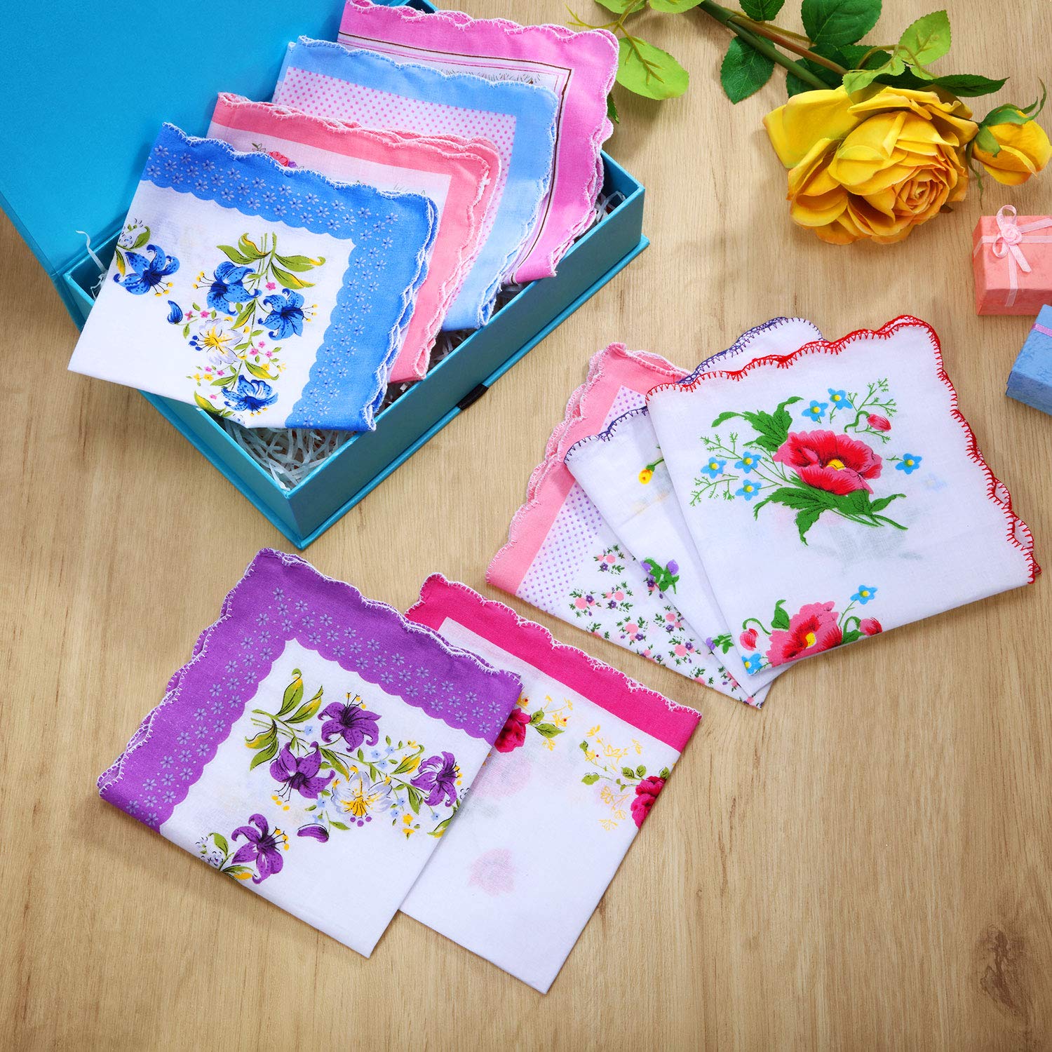 45 Pieces Ladies Hankies Women Floral Handkerchiefs Vintage Handkerchiefs