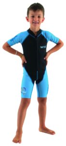 seac dolphin, shorty wetsuit for kids in a 1,5mm neoprene and spandex for swimming, snorkelling and playing in the water, 9 years, blue/black