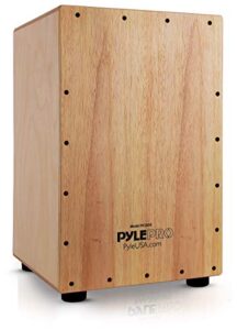 pyle wooden hand drum percussion beat box-hybrid electronic style acoustic e-cajon w/built-in pickup connector, internal guitar snare string pcjd50