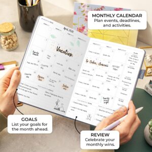 Clever Fox Planner Daily Premium – Undated Daily Planner with Hourly Schedule, Personal Organizer, Productivity Journal, 6 Months (Silver Black)