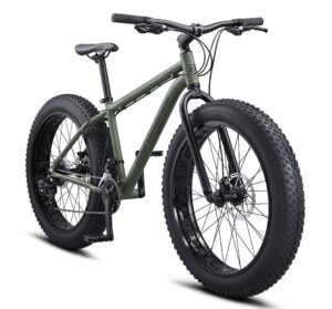 mongoose argus trail fat tire mountain bike for adult men women, 26-inch wheels, mechanical disc brakes, 17-inch medium aluminum hardtail frame, 16-speed, green