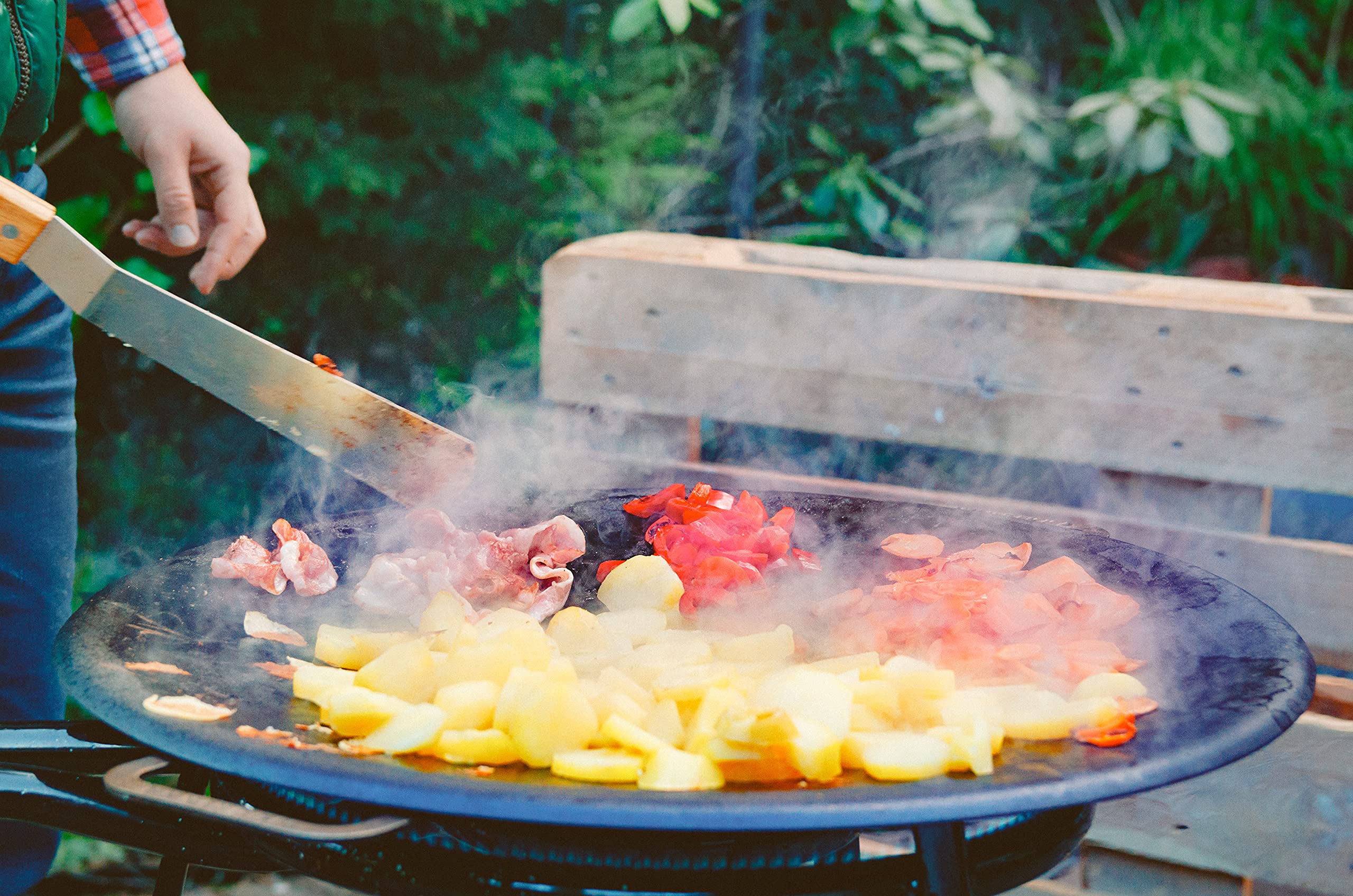 Muurikka Grill Pan 58 cm with Protective Bag, Outdoor Pan, Fire Pan Made of Robust Rolled Steel for Campfire & Grill