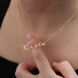 Yofair Custom Name Necklace Personalized 18K Gold Plated Nameplate Pendant Gift for Women