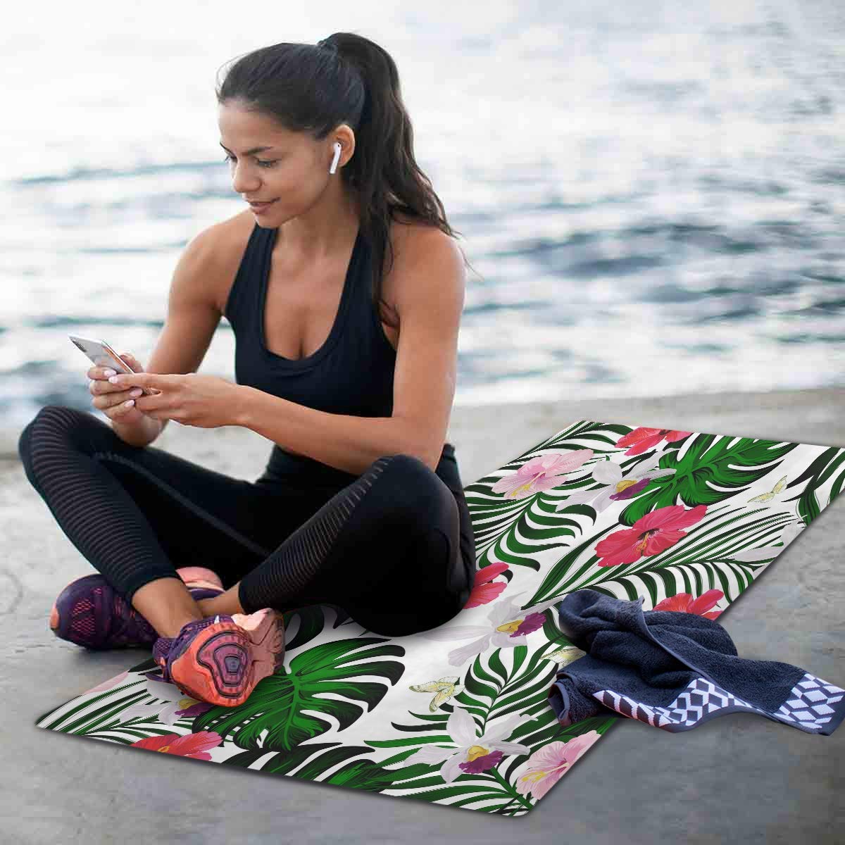 Qilmy Hibiscus Flower Yoga Mat, Non-Slip Texture Pro Yoga Mat Eco Friendly Exercise & Workout Mat for Yoga, Pilates and Floor Exercises