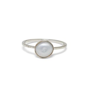 pura vida silver-plated pretty in pearl ring, .925 sterling silver band - size 7