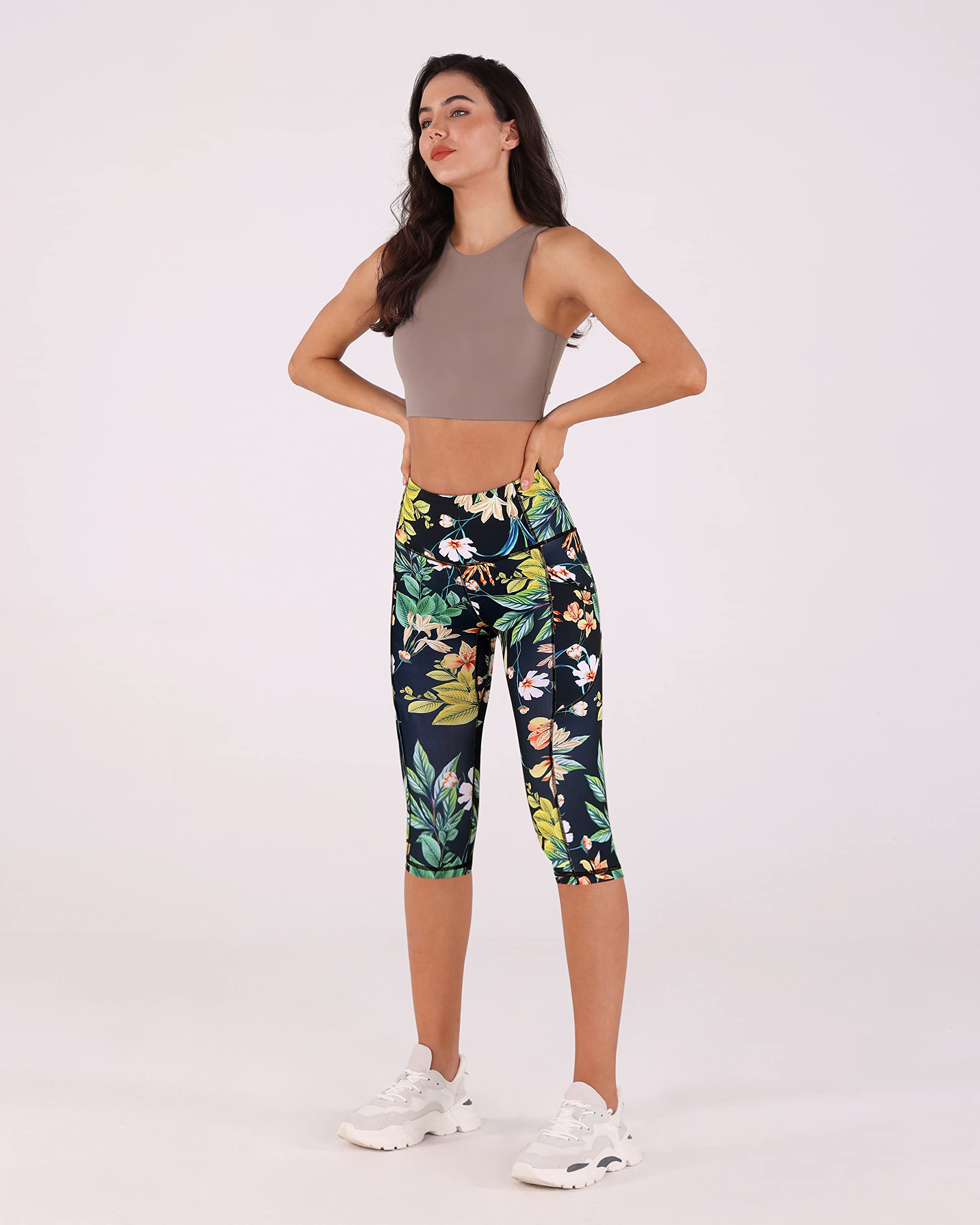 ODODOS Women's High Waisted Printed Yoga Capris with Pocket, Tummy Control Non See Through Workout Sports Running Athletic Capri Leggings, Tropical Flower, Large