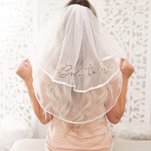 ModParty Bride to Be Veil Women’s Tulle Short Bachelorette Party Wedding Veil With Comb