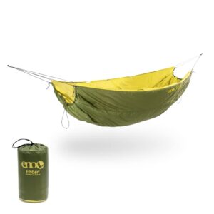 eno ember underquilt - protective and warm hammock quilt with recycled synthetic insulation - for camping, hiking, backpacking, festival, travel, or the beach - evergreen