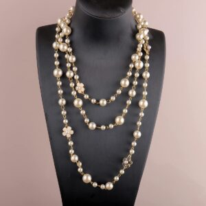 Imitation Pearl Necklace Hollow flowers layered Necklace (White)