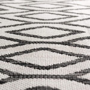 Jill Zarin Outdoor Collection Area Rug - Turks and Caicos (4' x 6' Rectangle Ivory/Black)