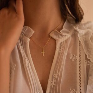 Tewiky Gold Necklace for Women, Dainty Cross Necklaces Simple Plated Y2k Cute Pendant Handmade Women Trendy Jewelry Gifts