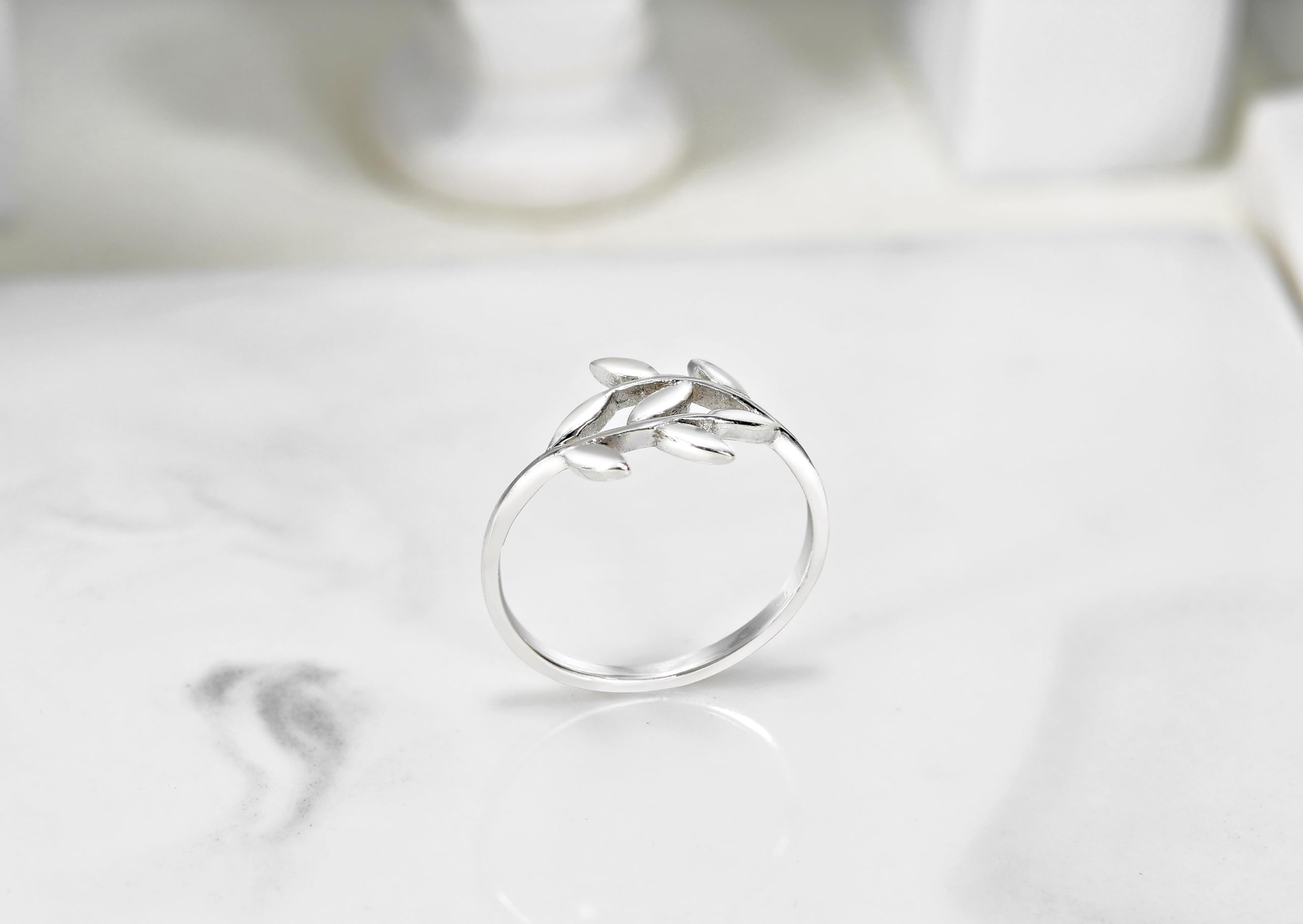 AeraVida Beautiful Olive Branch .925 Sterling Silver Wrap Around Ring (7)