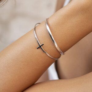 Miabella 925 Sterling Silver Italian Adjustable Sideways Cross Bracelet for Women 7.25-7.5 Inch 18K Gold Plated or Silver Cuff Bangle Bracelet Made in Italy (sterling silver)