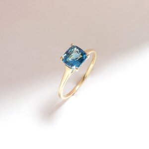 YoTreasure 1.81 ct. t.w. London Blue Topaz 10kt Yellow Gold Solitaire Ring Jewelry