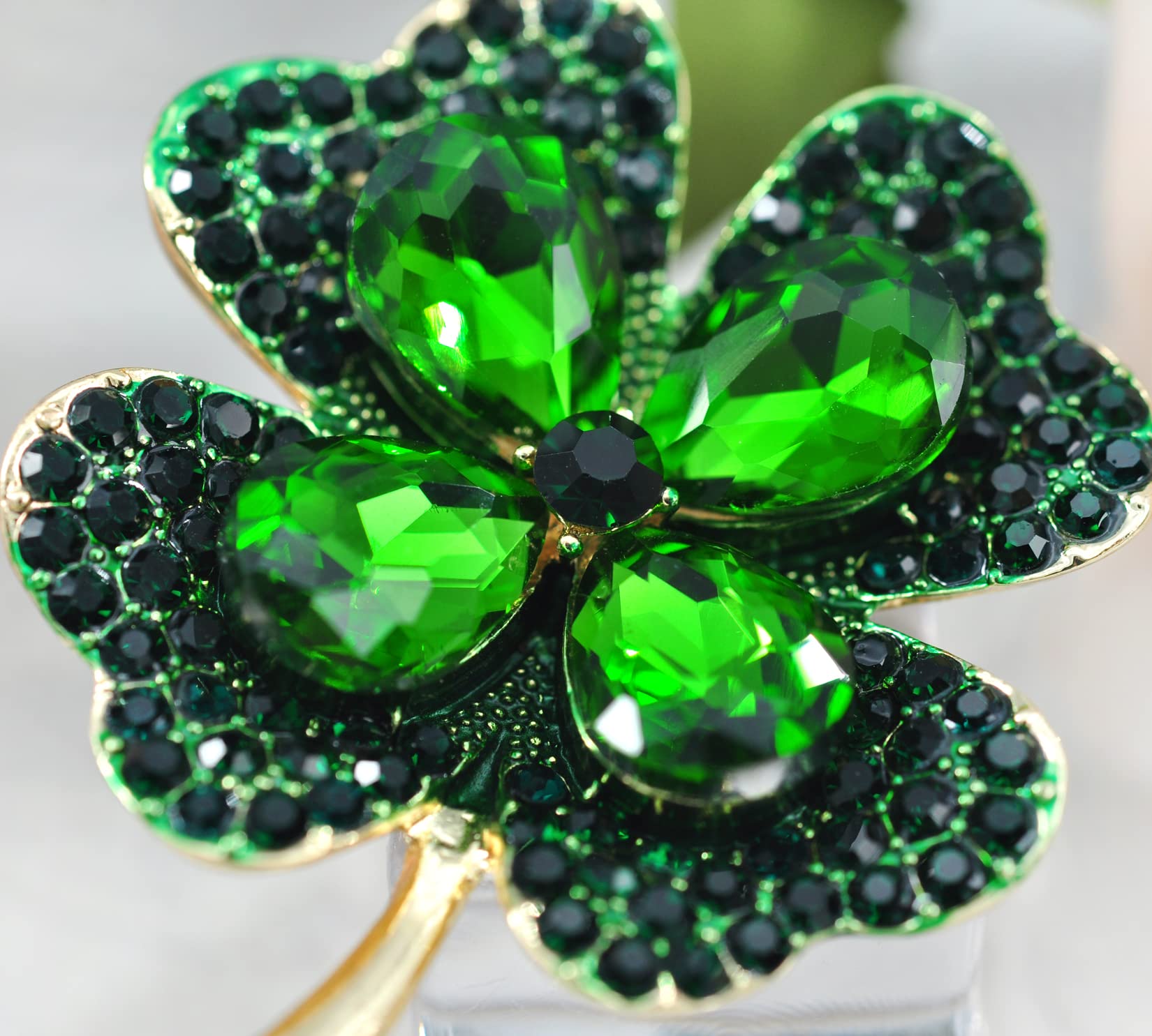 Gyn&Joy Green Crystal Lucky Four Leaf Clover Shamrock Brooch Pin