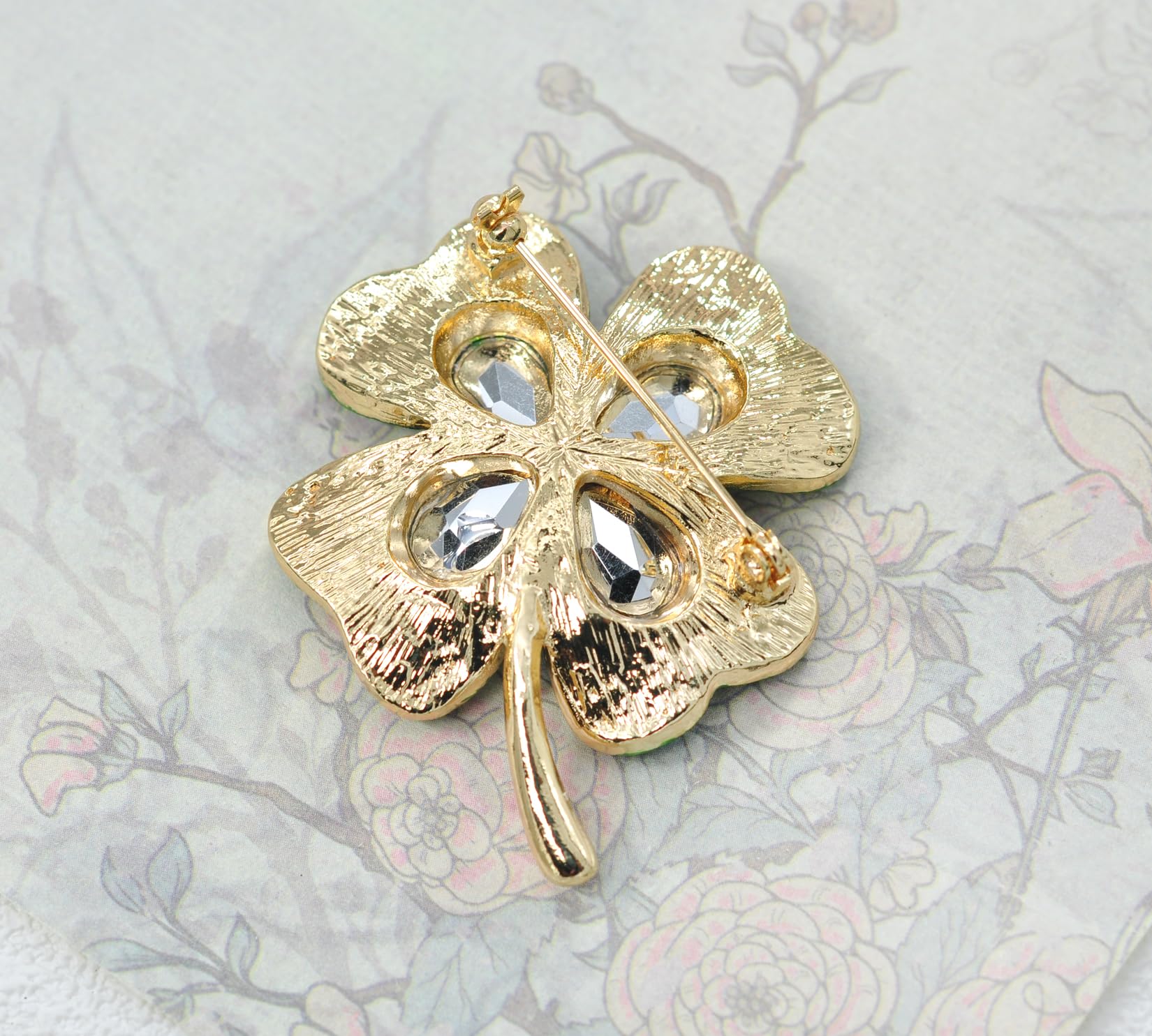 Gyn&Joy Green Crystal Lucky Four Leaf Clover Shamrock Brooch Pin