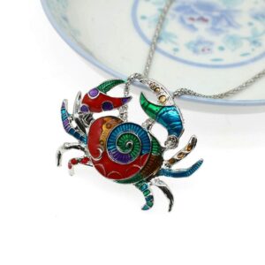 HSQYJ Charm Colorful Enamel Sea Animal Necklace Silver Tone Cute Enamel Choker Sea Crab Fashionable Necklaces for Women Unique Jewelry Gift and Souvenir