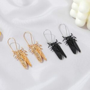 BELUCKIN Vintage Egyptian Big Insect Bug Cicada Dangle Earrings Retro Animal Jewlery (gold)